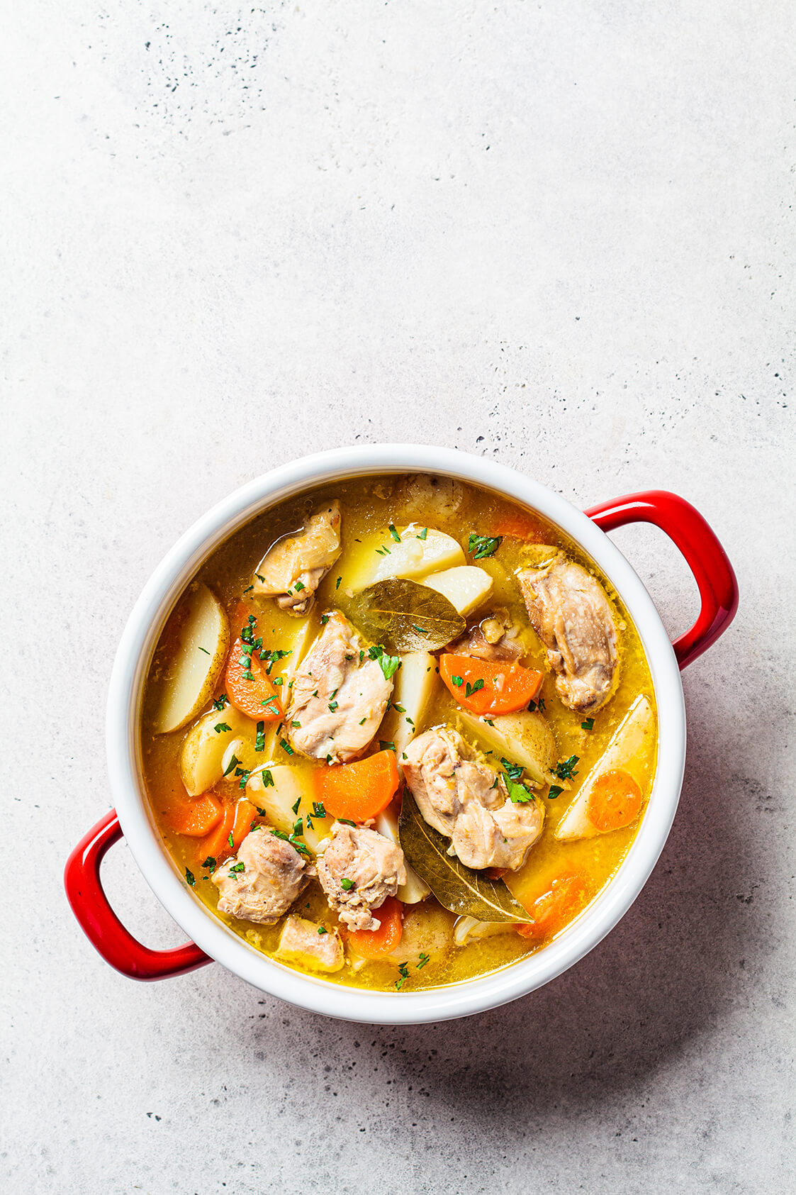 Chicken Stew with Potatoes and Carrots - Cocinanding
